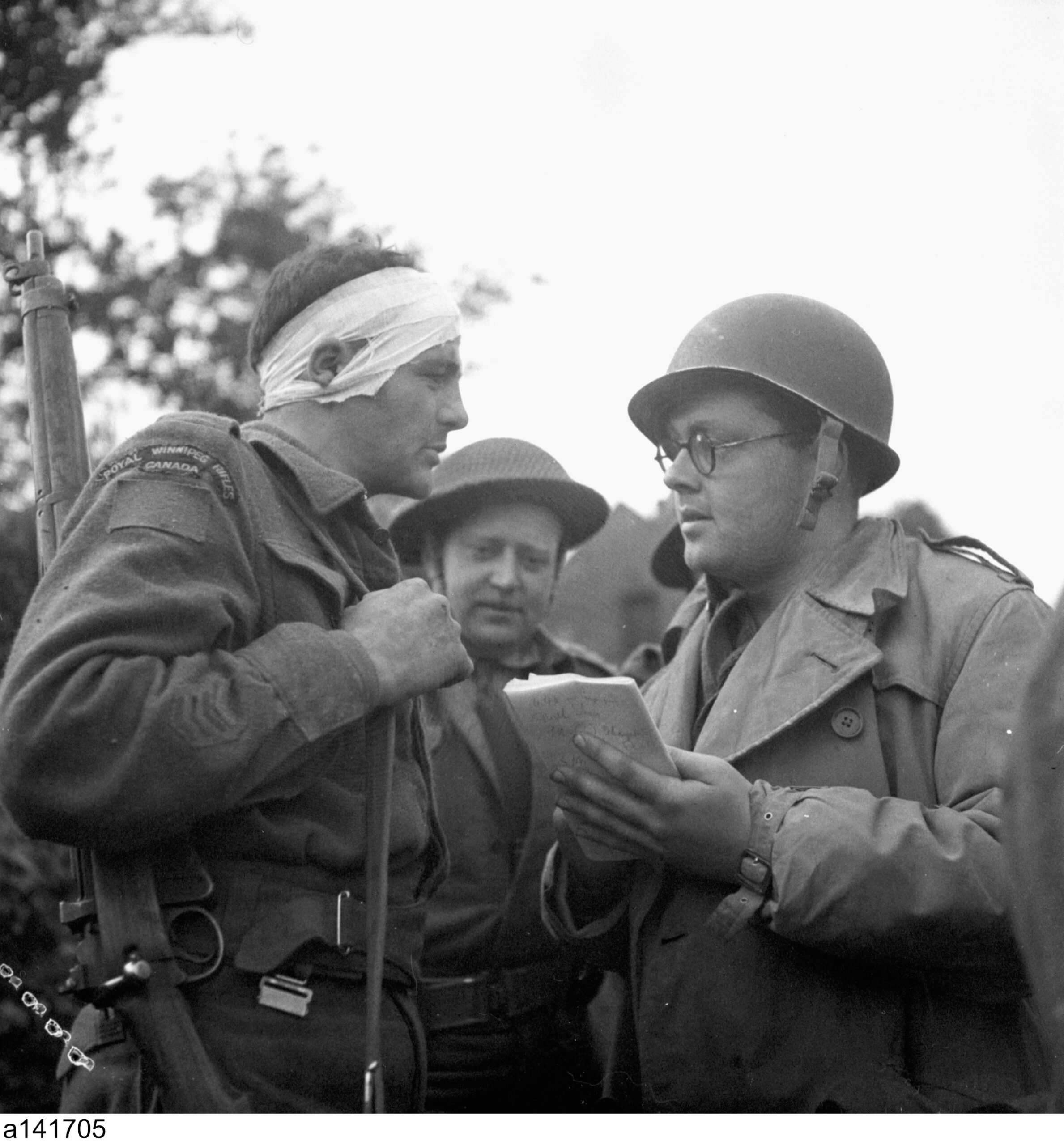 L'autre Débarquement : les correspondants de guerre en Normandie - Prix ...
